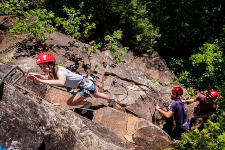 La Route des Via Ferrata du Québec : 13 parcours pour découvrir les ...